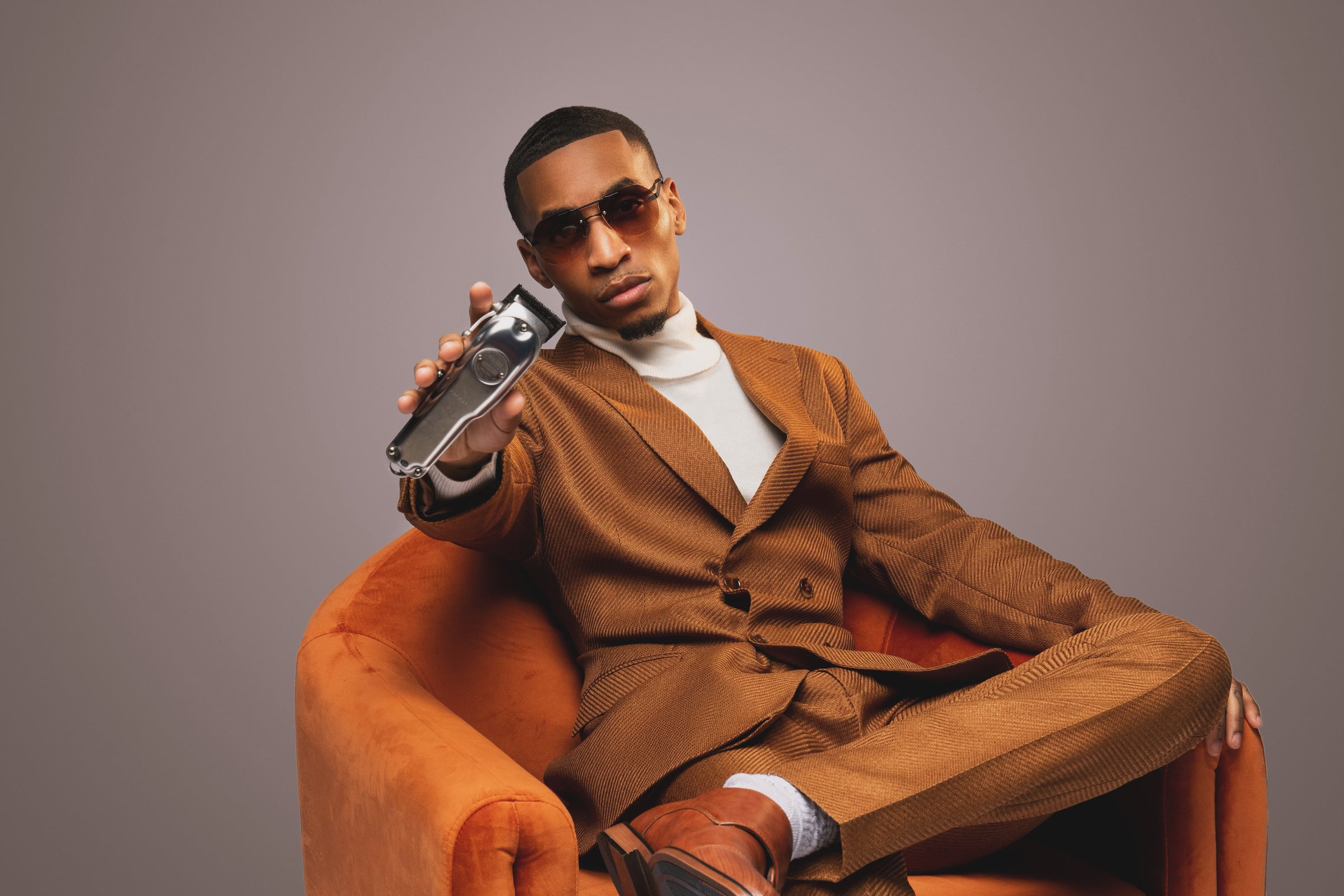 CRISP CUTS by Jay logo